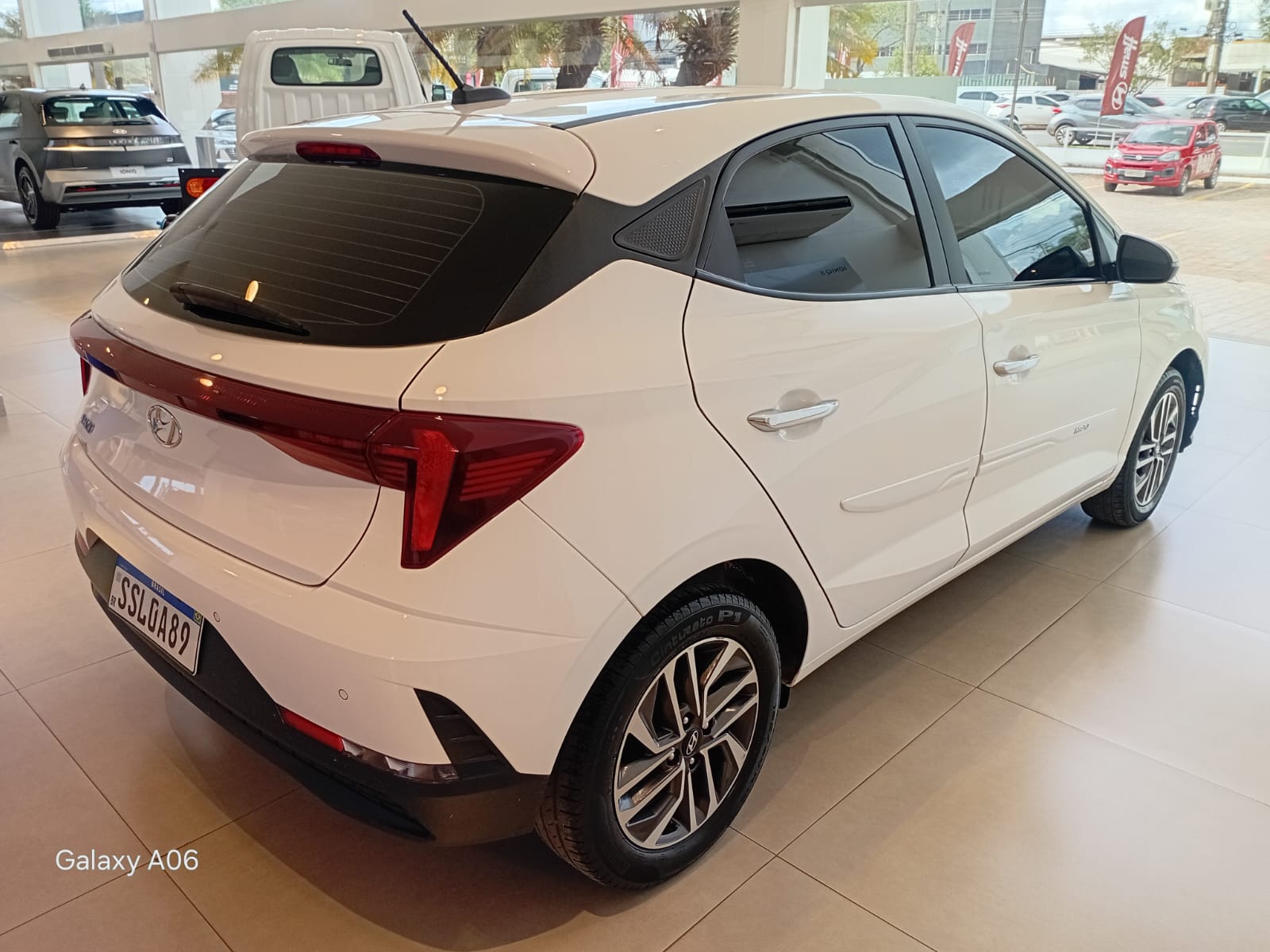 Hyundai HB20 Limited Plus 1.0 Flex 12V Mec. | Smaff Seminovos